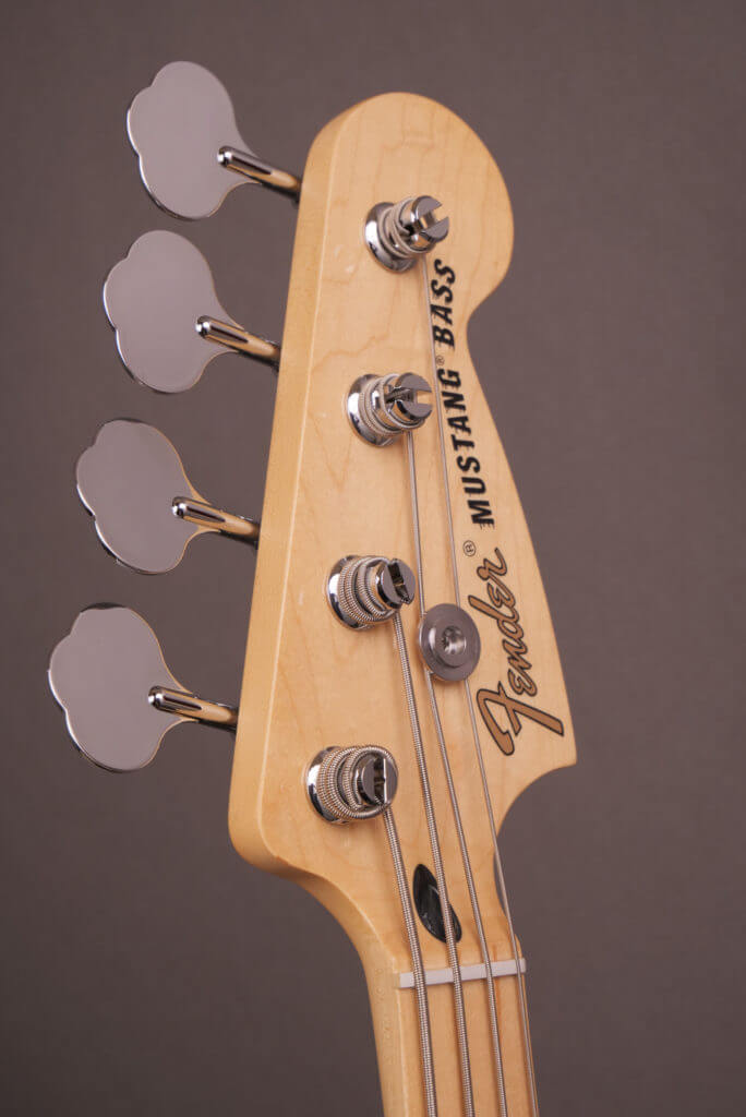 Fender Mustang Bass (Pre-Owned) - Heart’s Home Acoustics