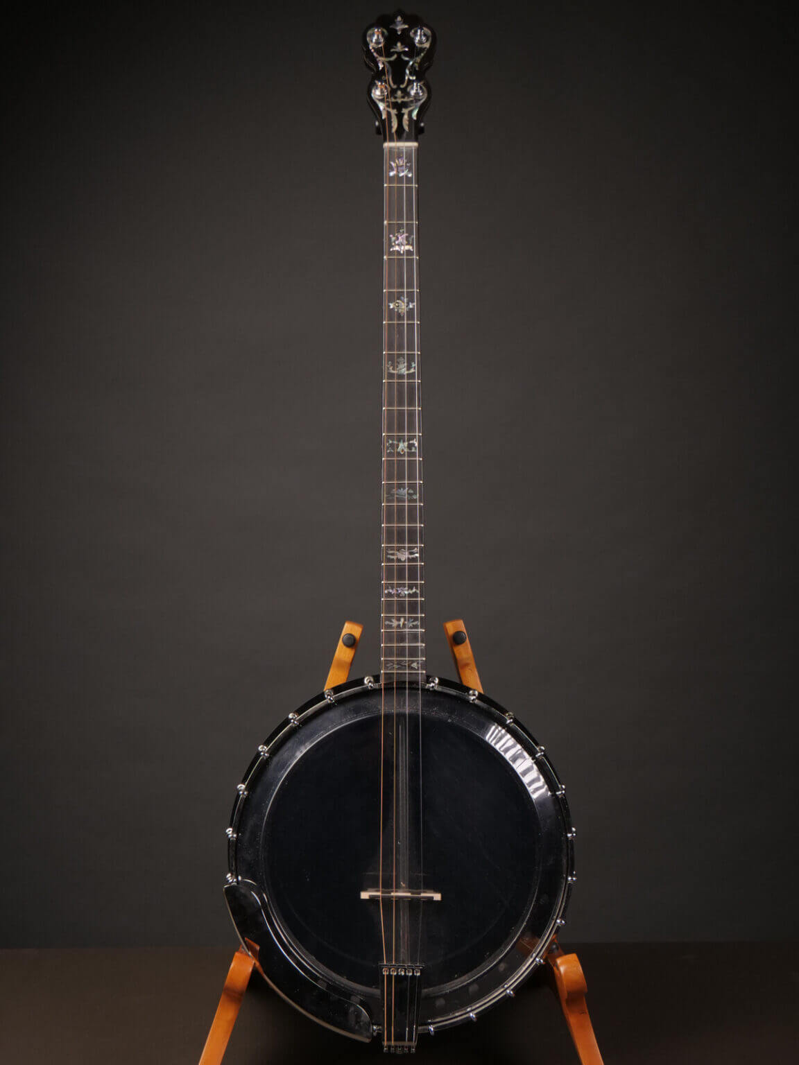 Wayne Fairchild "Stealth" Plectrum Banjo - Hearts' Home Acoustics