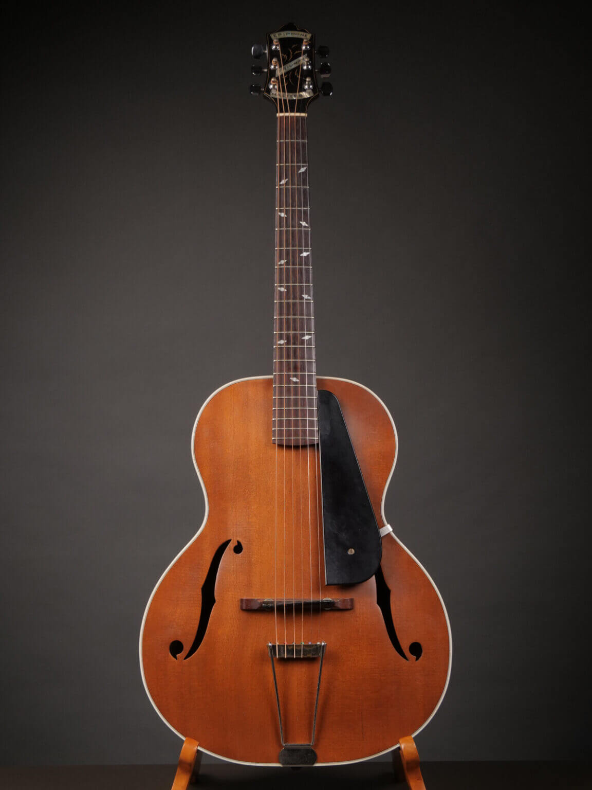 Epiphone Triumph Masterbilt Archtop (1932) - Hearts' Home Acoustics
