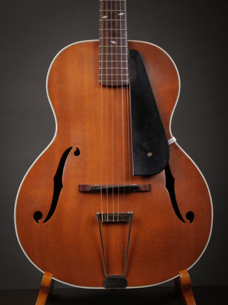 Epiphone Triumph Masterbilt Archtop (1932) - Hearts' Home Acoustics