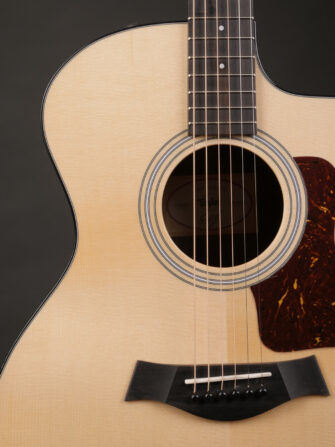 Taylor 214ce Plus - Hearts' Home Acoustics