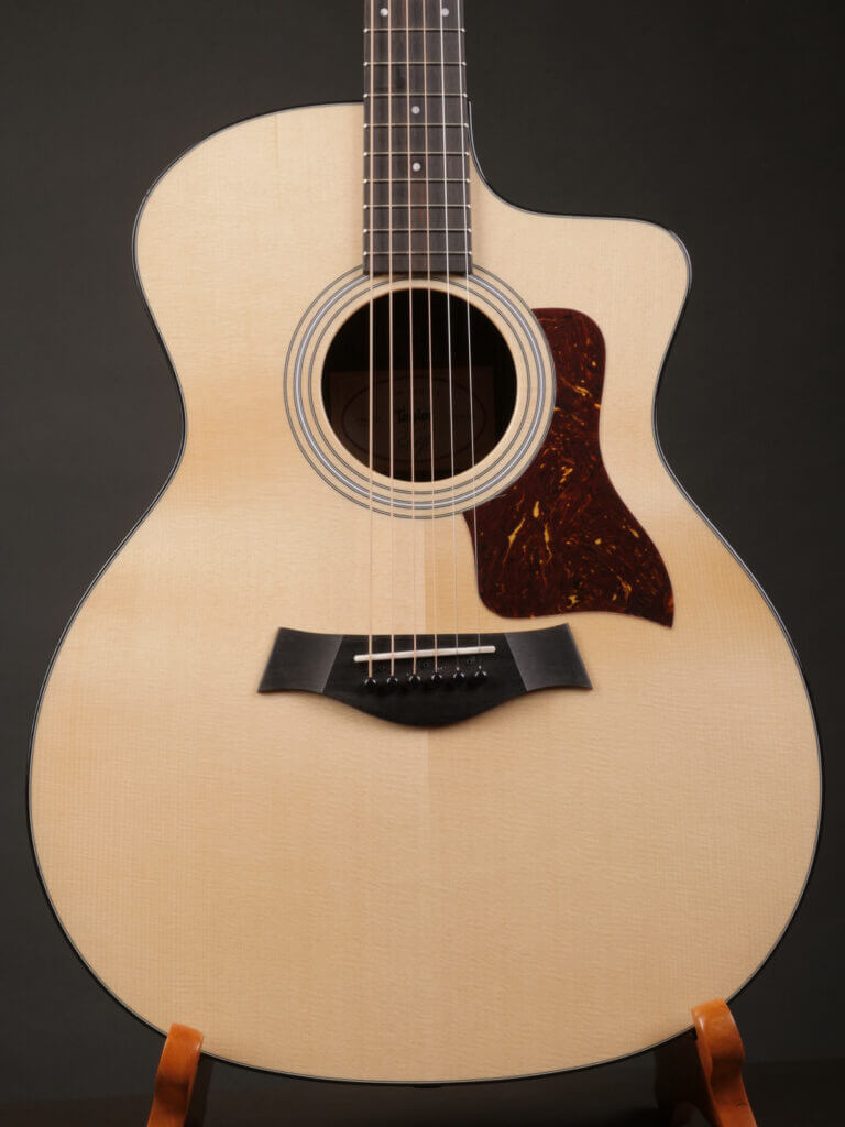 Taylor 214ce Plus - Hearts' Home Acoustics