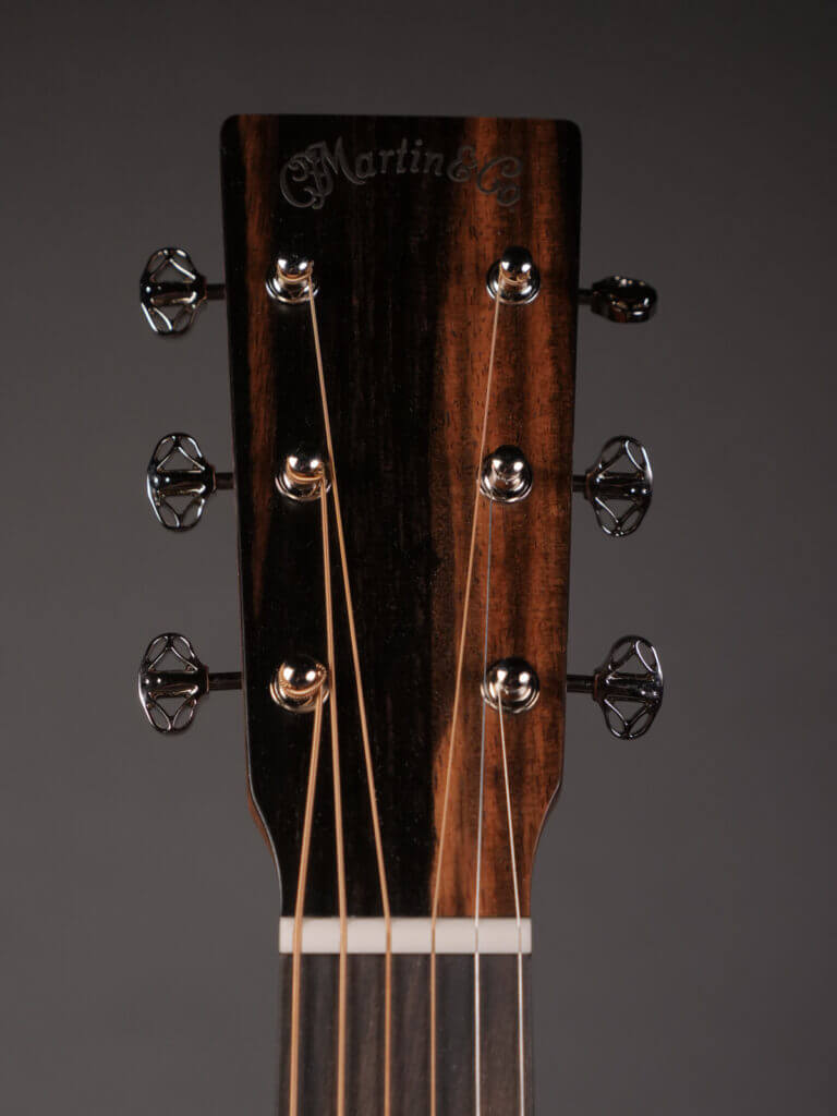 Martin SC-13E Special - Hearts' Home Acoustics